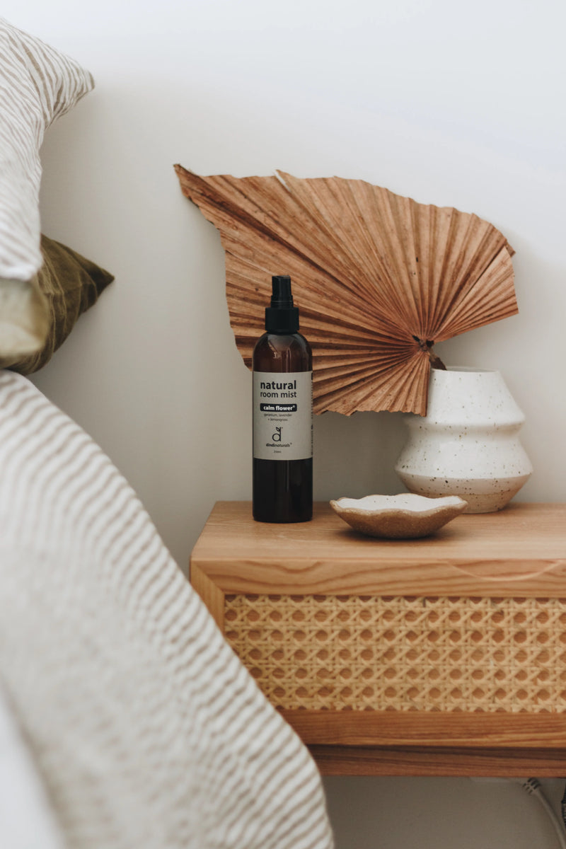 CALM FLOWER ROOM SPRAY – The Wool Stash